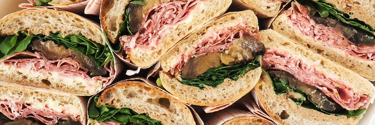 Small's Deli - Order pick up & delivery in Potts Point