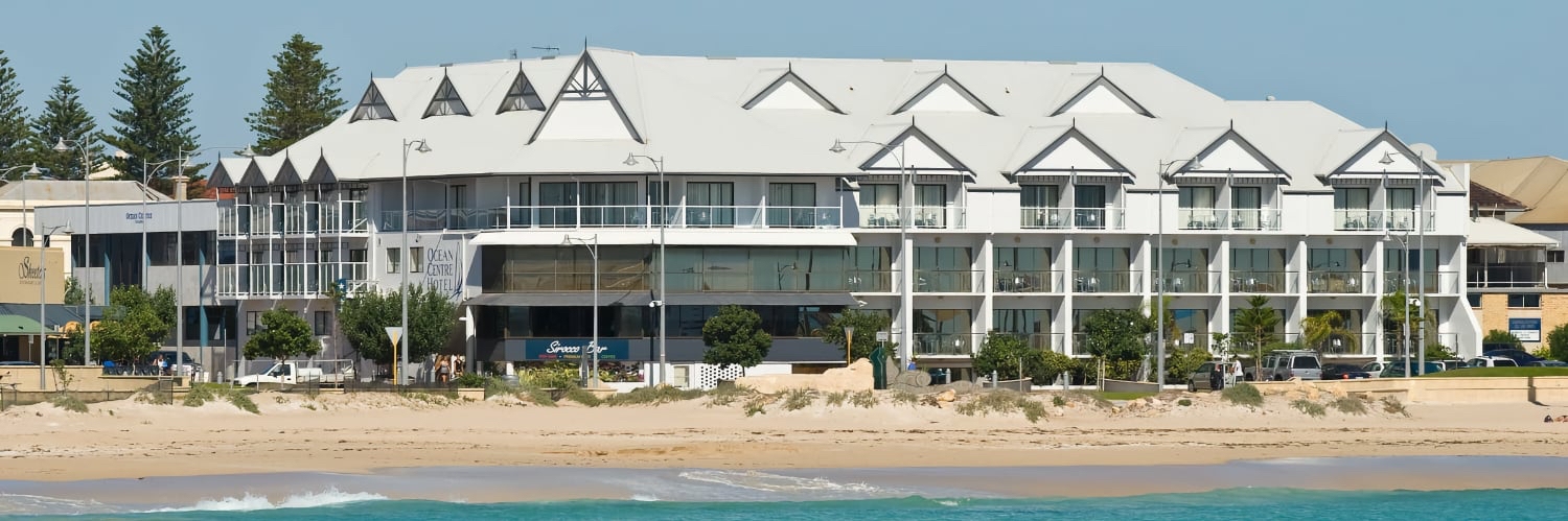 Ocean Centre Hotel, Geraldton - Order table service in Geraldton